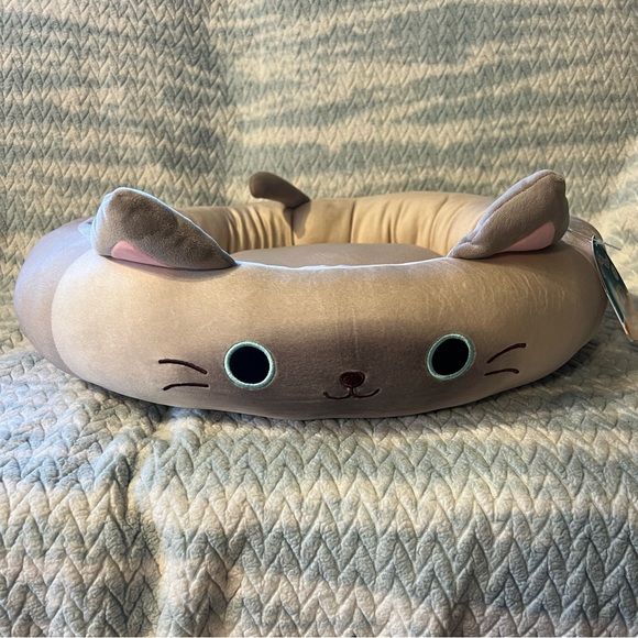 Squishmallows | Small Pets | Felton The Cat Squishmallows Pet Bed ...